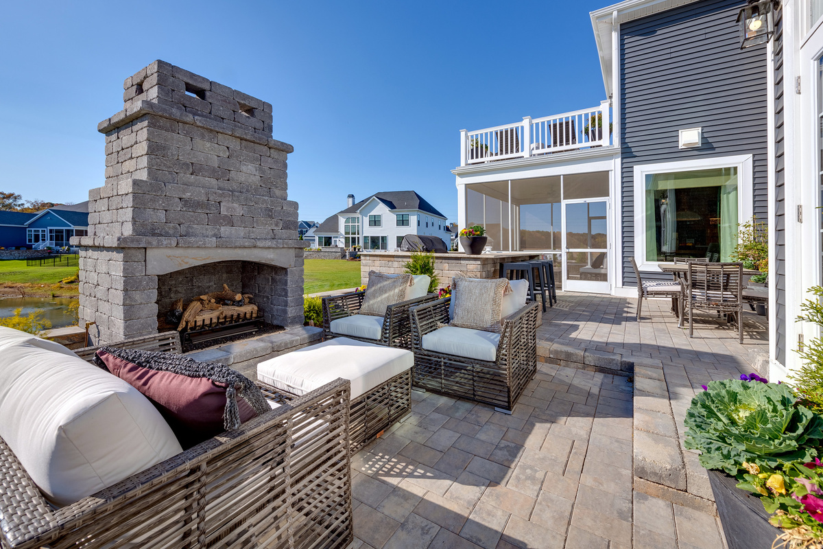 The Jameson at Welches Pond - Outdoor Living - Idea Gallery