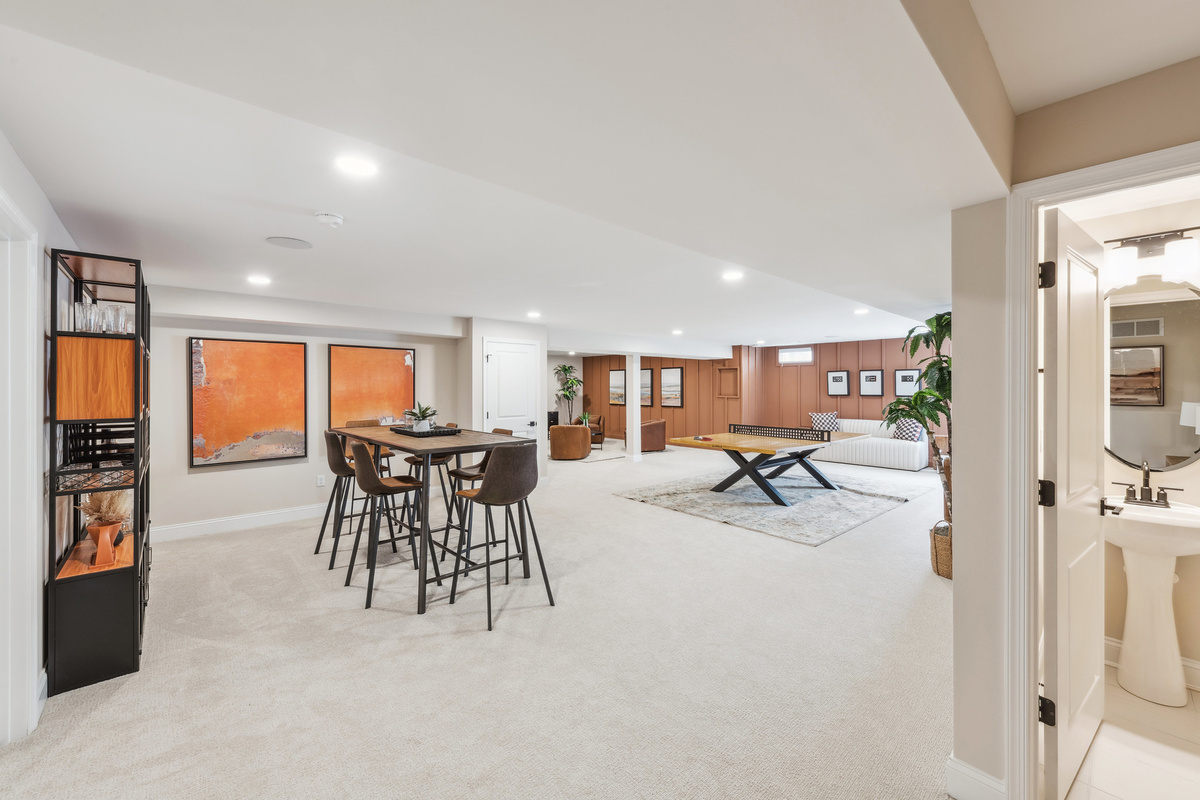 The Kingfisher at Serenity at Cubbage Pond - Finished Basements - Idea ...